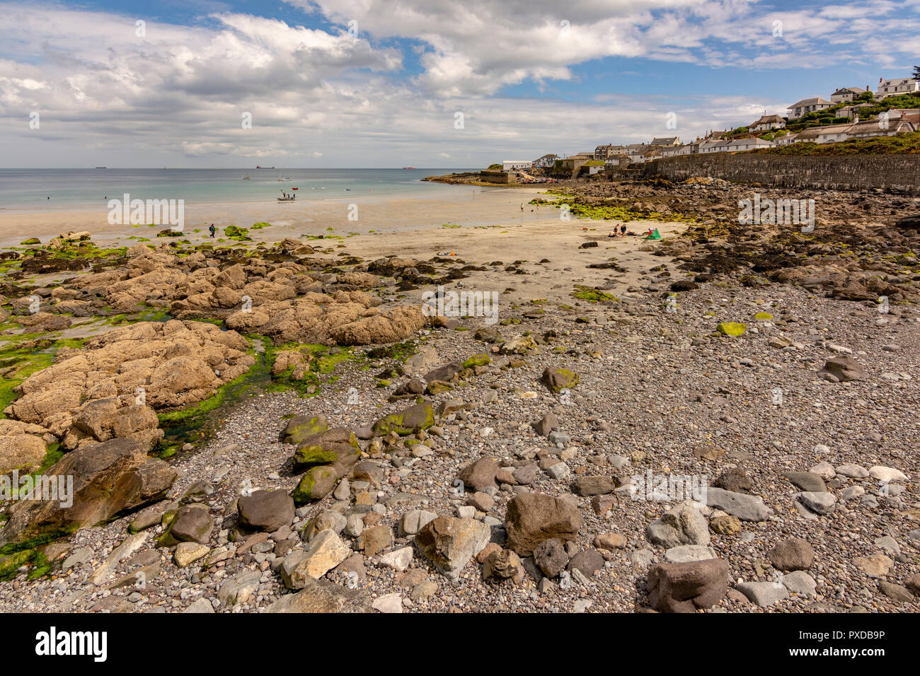 Coverack Cove Harbour at low tide - Cornwall, UK Stock Photo - Alamy