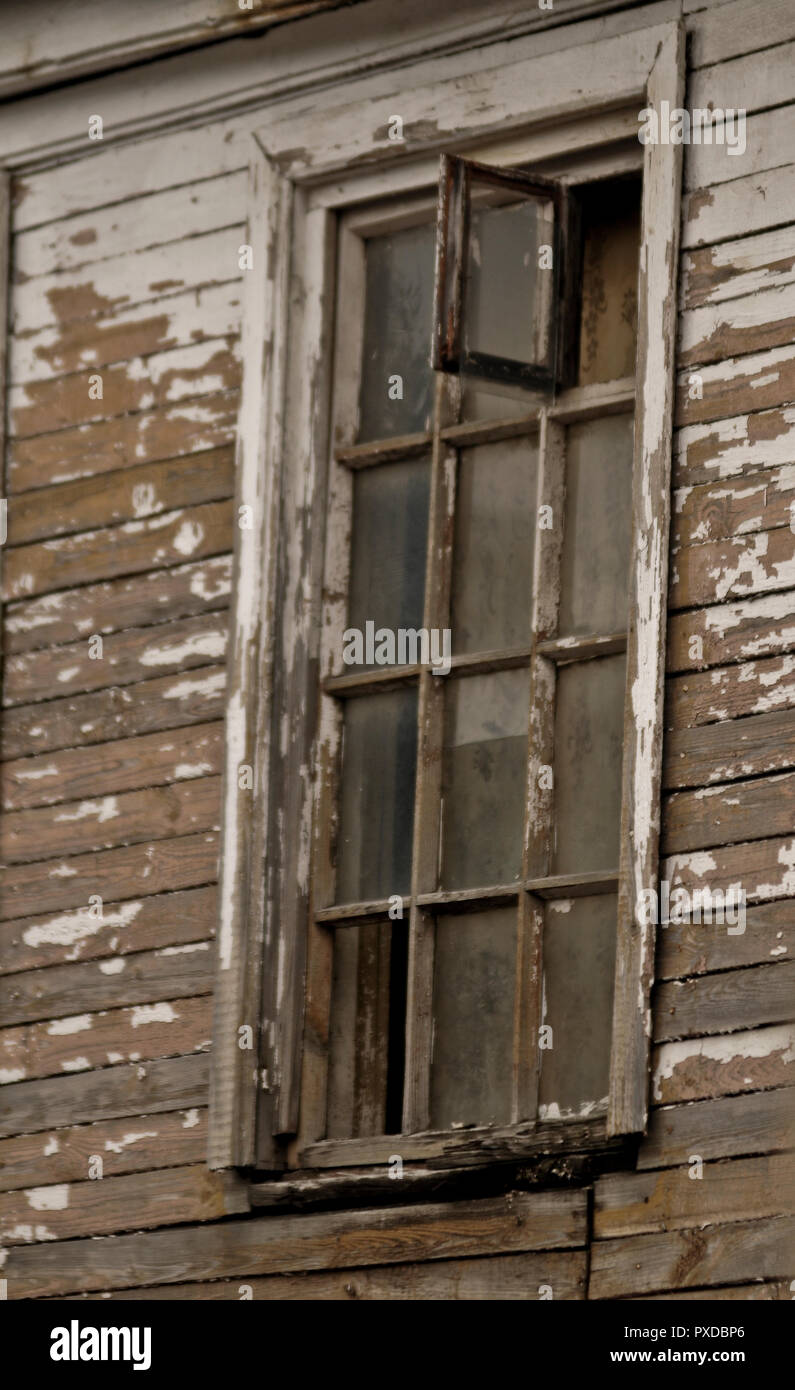 Traditional russian dacha house window. Vladimir, Russia Stock Photo ...