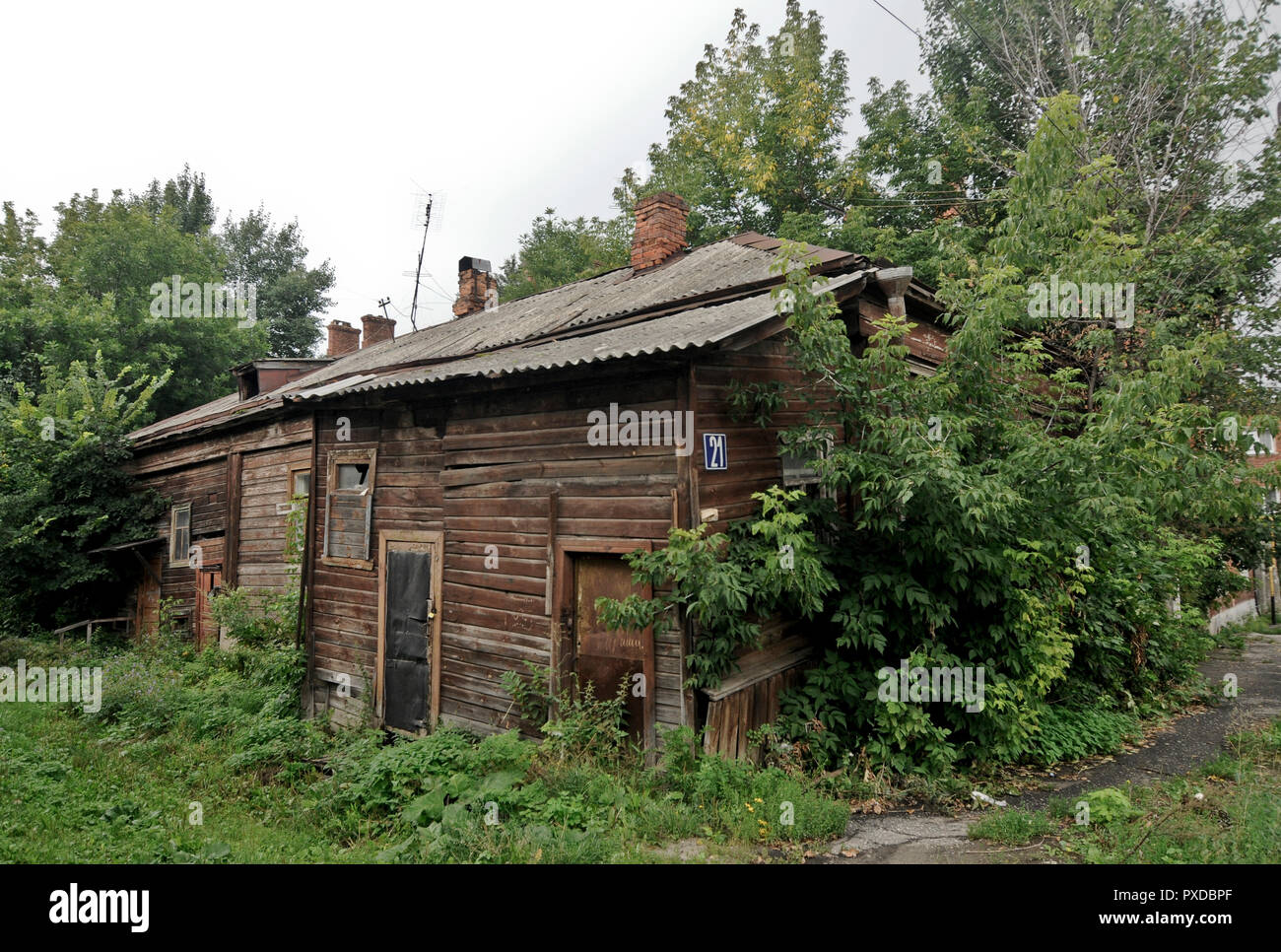 Traditional russian dacha house. Vladimir, Russia Stock Photo - Alamy