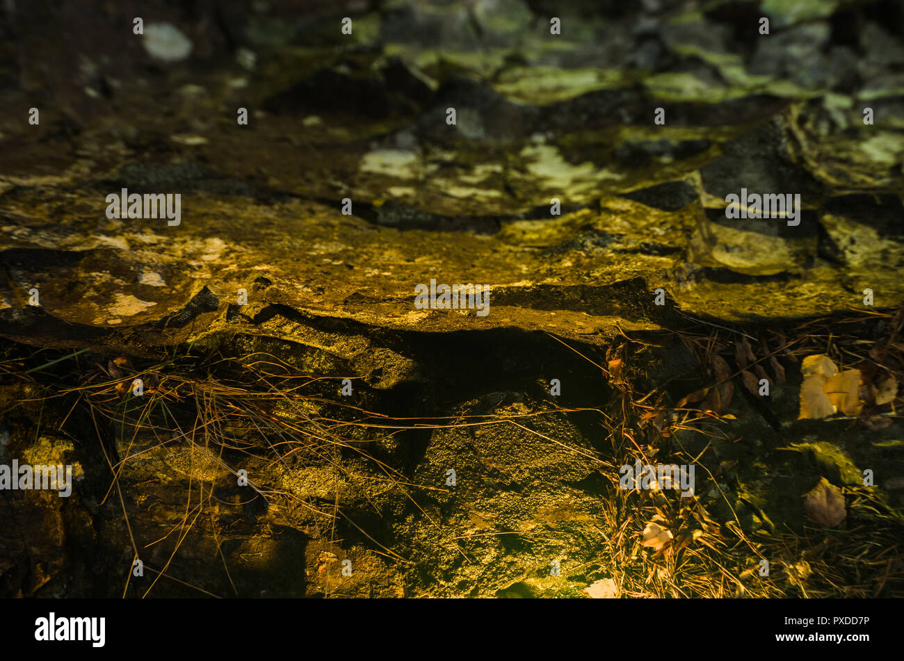 Sharp rocks hi-res stock photography and images - Alamy