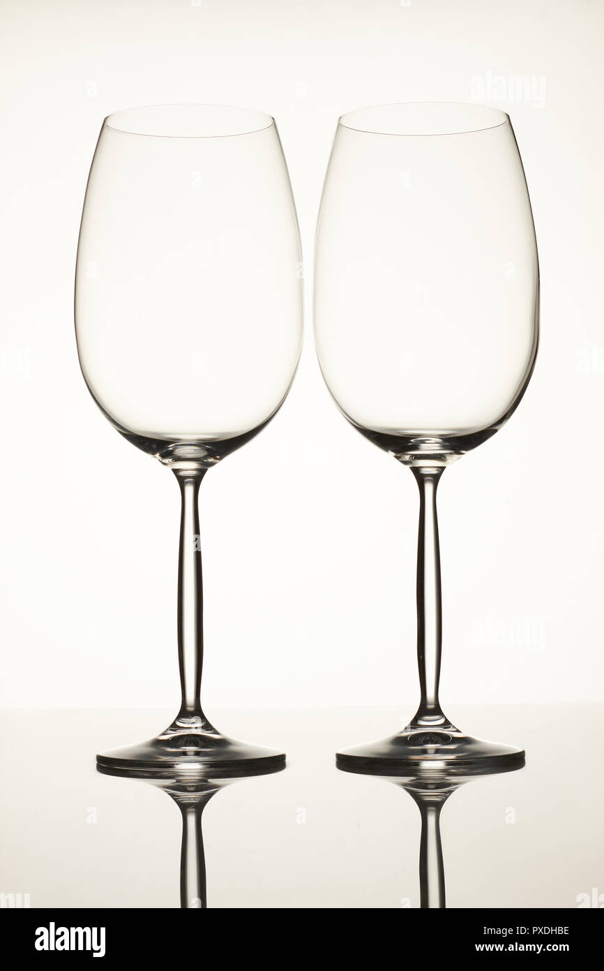 Empty wineglass hi-res stock photography and images - Alamy