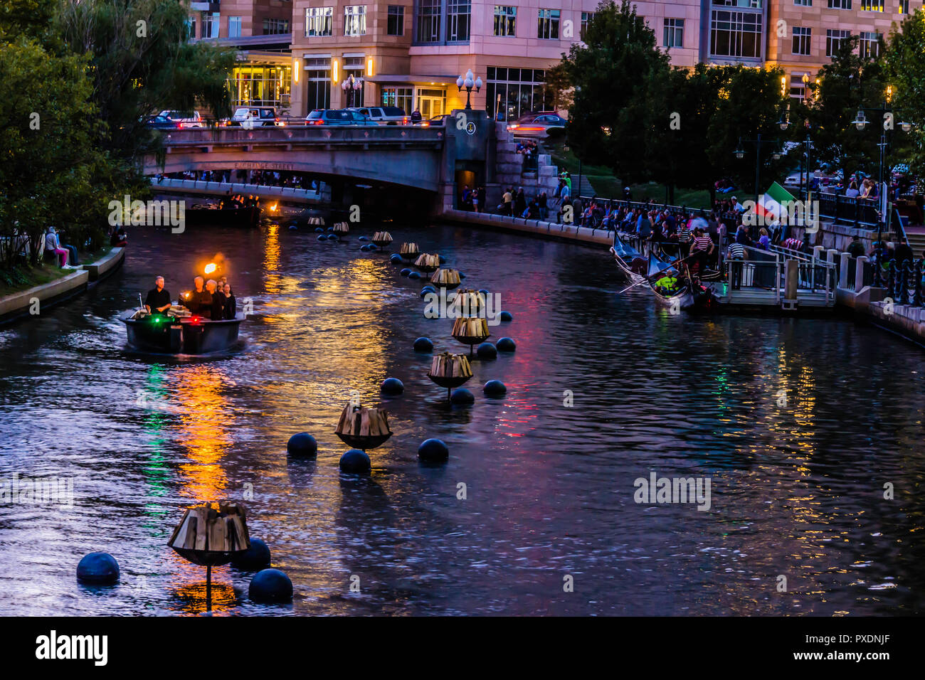 Waterplace park hi-res stock photography and images - Alamy