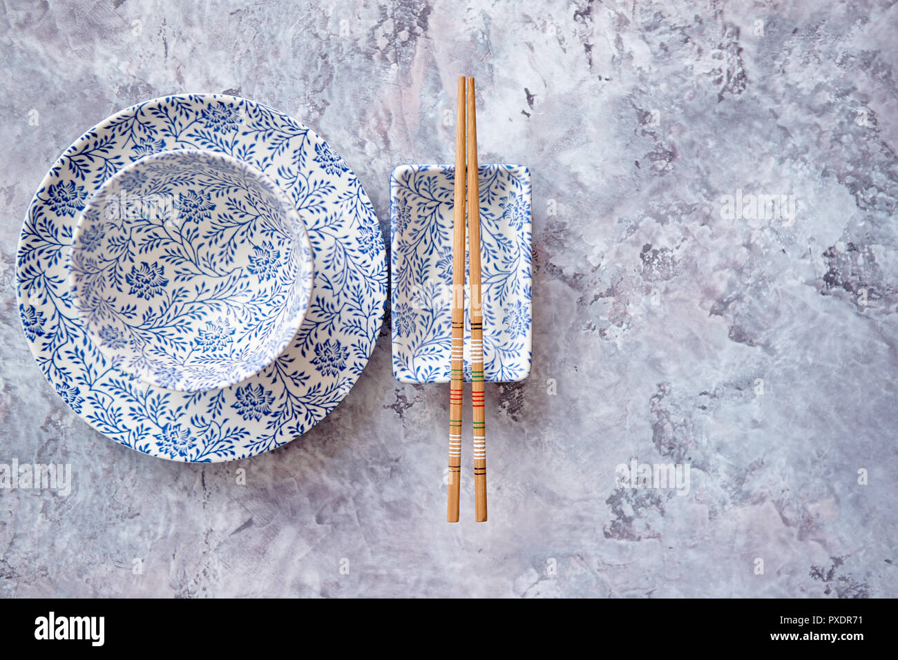 The traditional tableware hi-res stock photography and images - Alamy