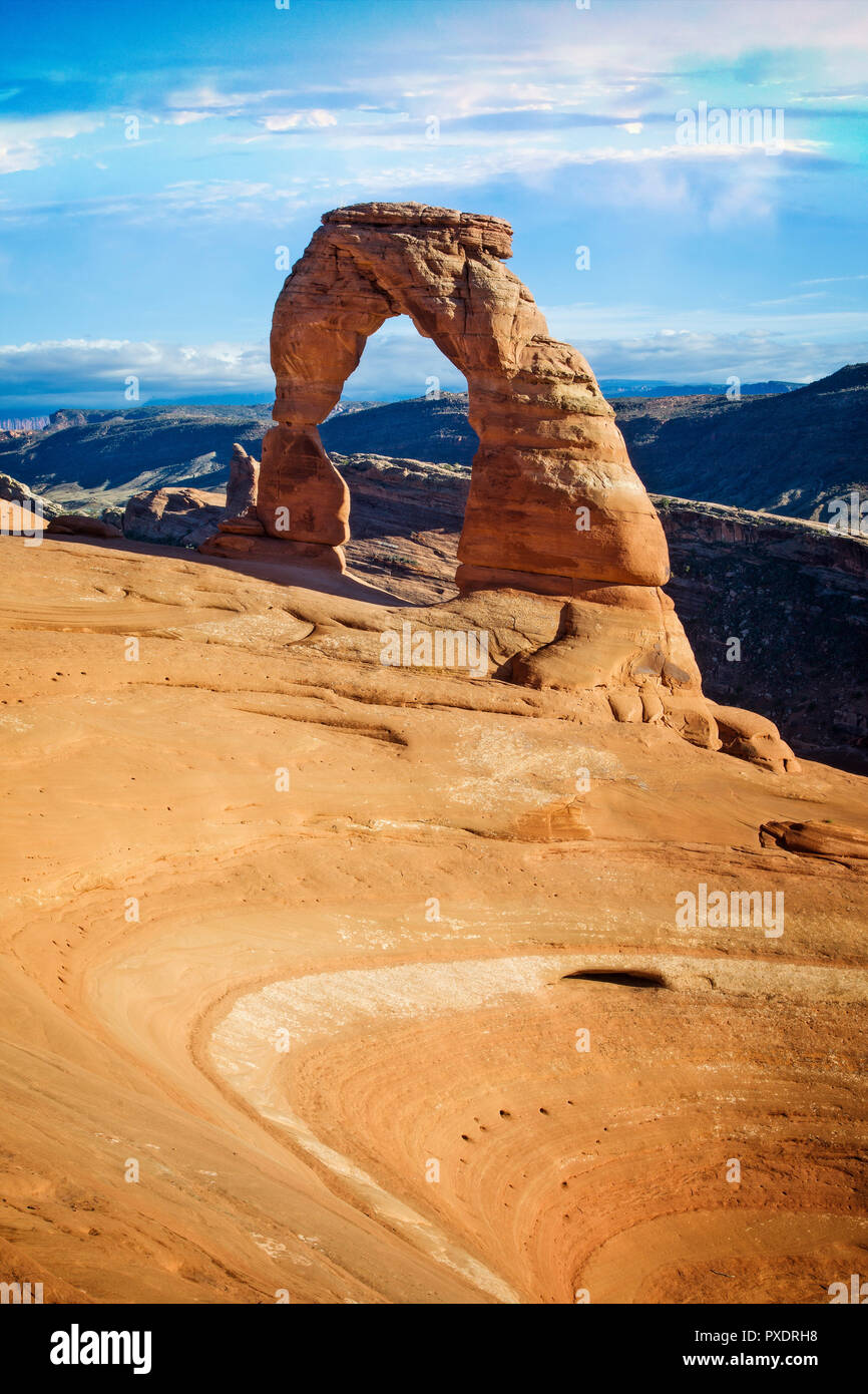 Delicate arch formation arches national park hi-res stock photography ...