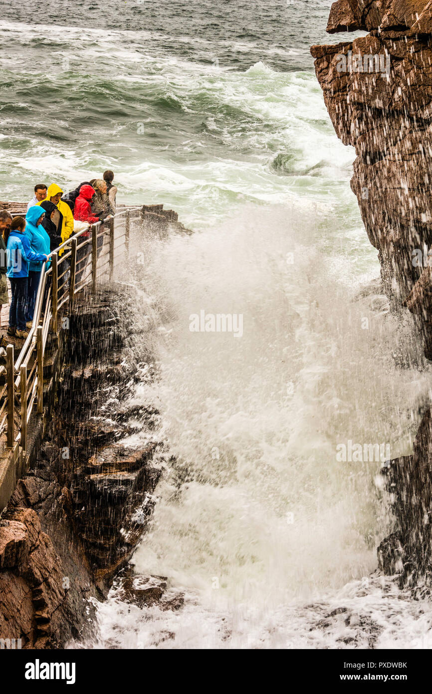 Thunder Hole Acadia National Park High Resolution Stock Photography and ...