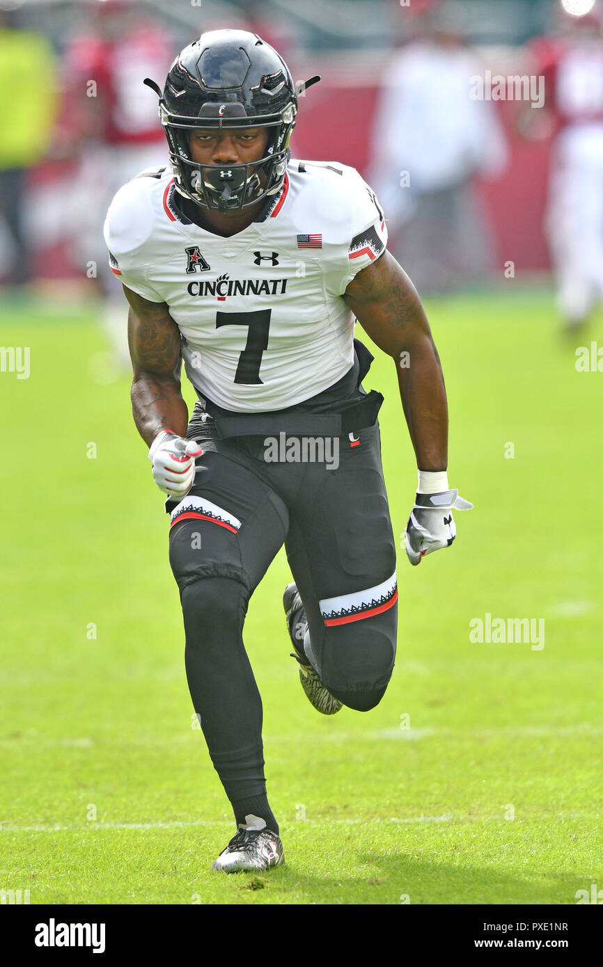 Philadelphia, Pennsylvania, USA. 20th Oct, 2018. Cincinnati Bearcats ...