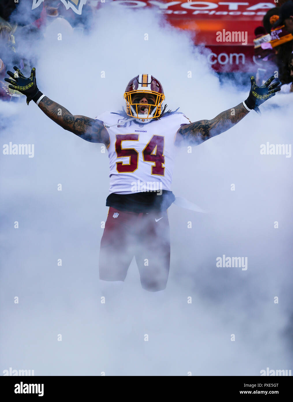 Fedex stadium hi-res stock photography and images - Alamy