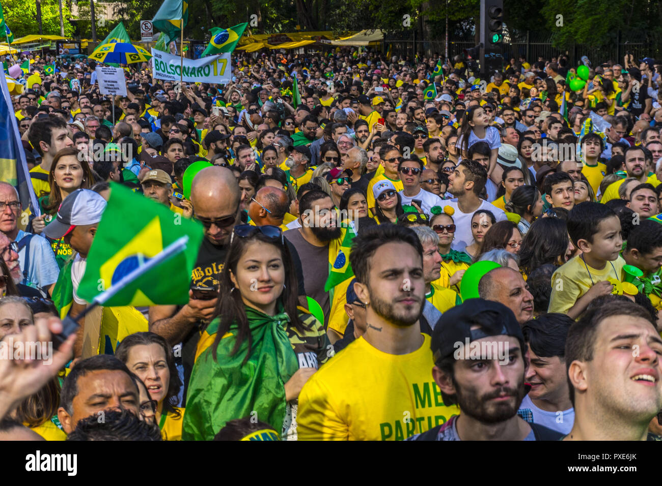 Sao Paulo, Brazil. 21st Oct 2018. BRAZIL-ELECTION-RUNOFF-BOLSONARO ...