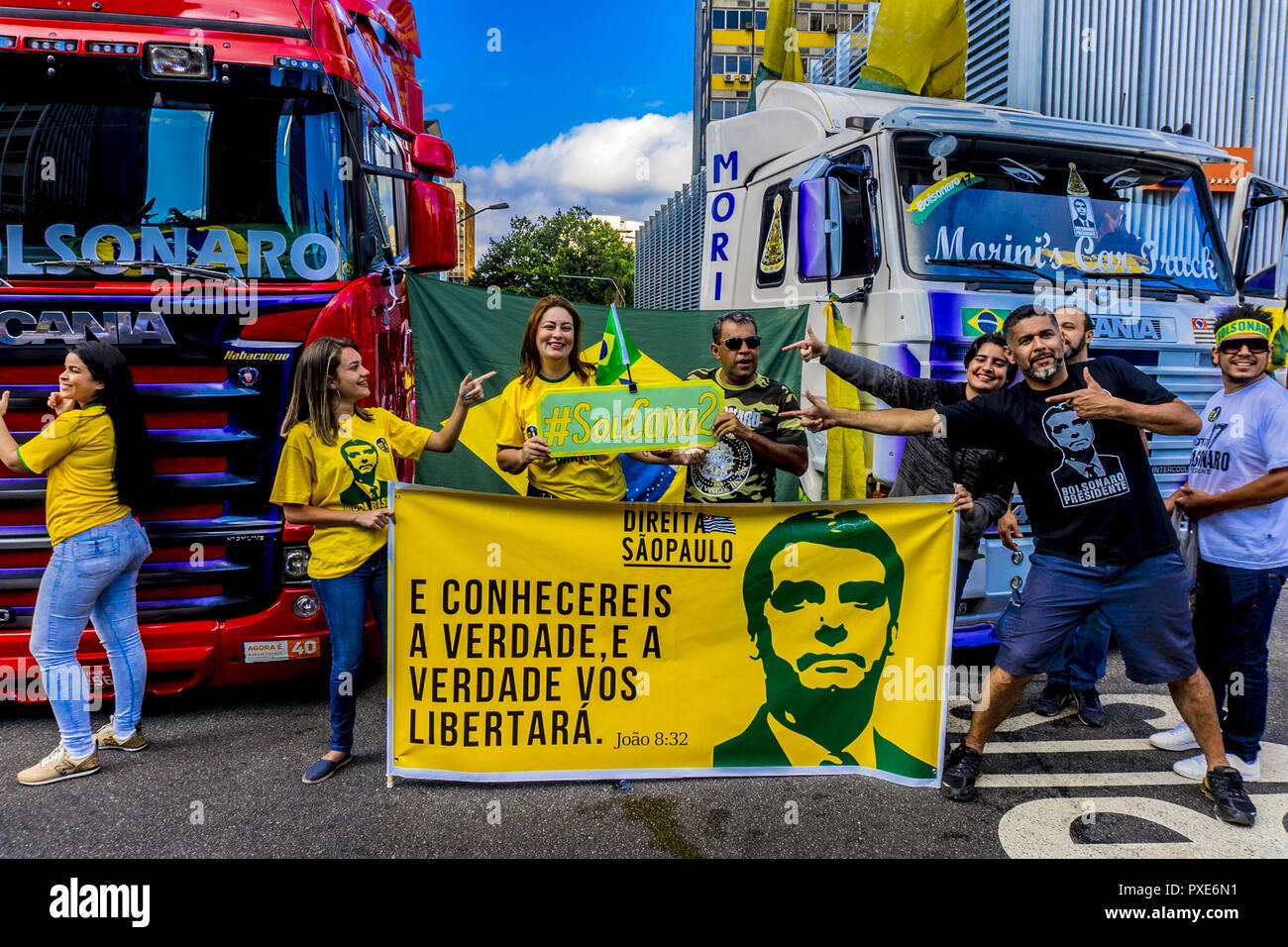 Sao Paulo, Brazil. 21st Oct 2018. BRAZIL-ELECTION-RUNOFF-BOLSONARO ...
