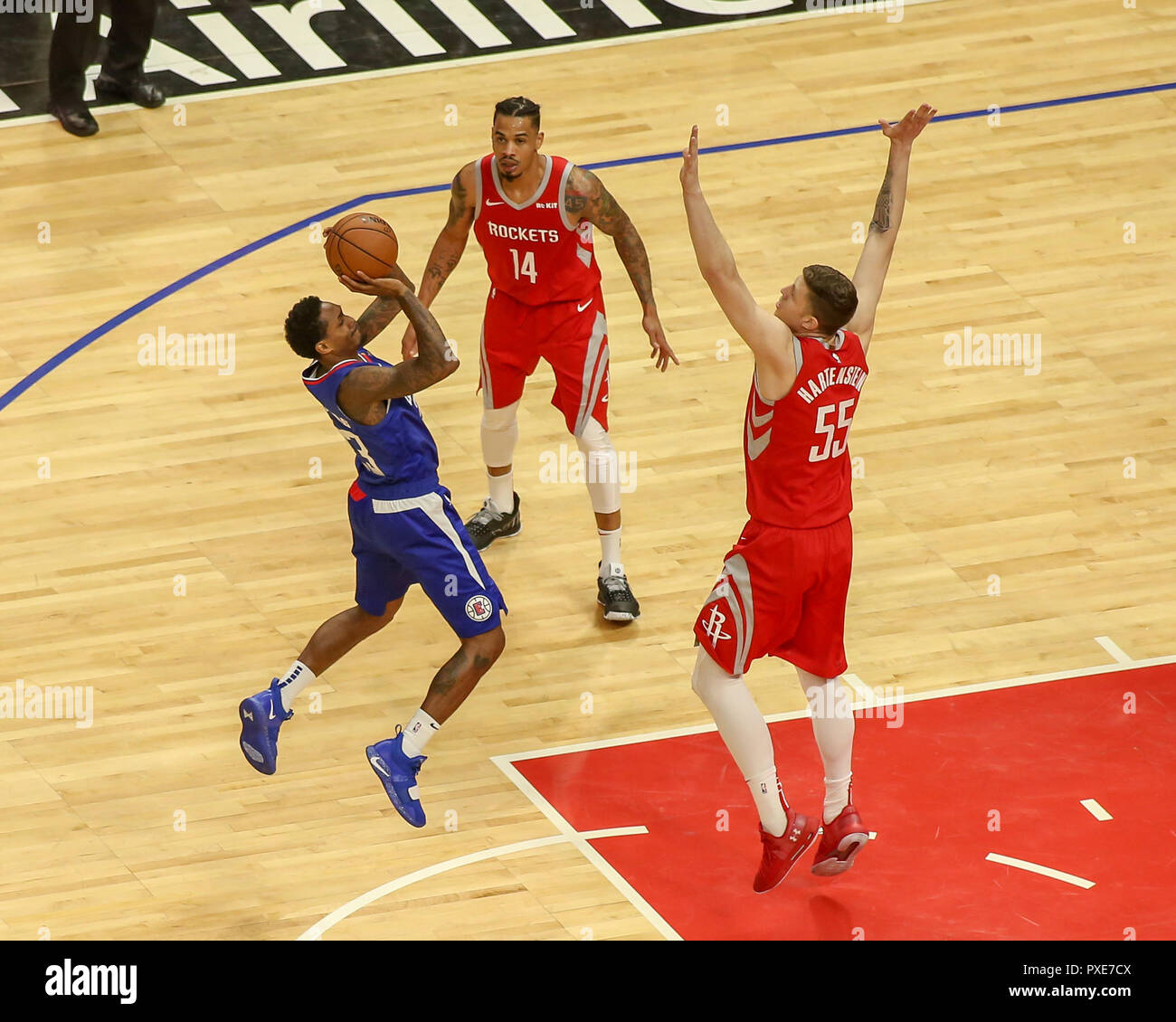 Los Angeles, CA, USA. 21st Oct, 2018. LA Clippers guard Lou Williams ...