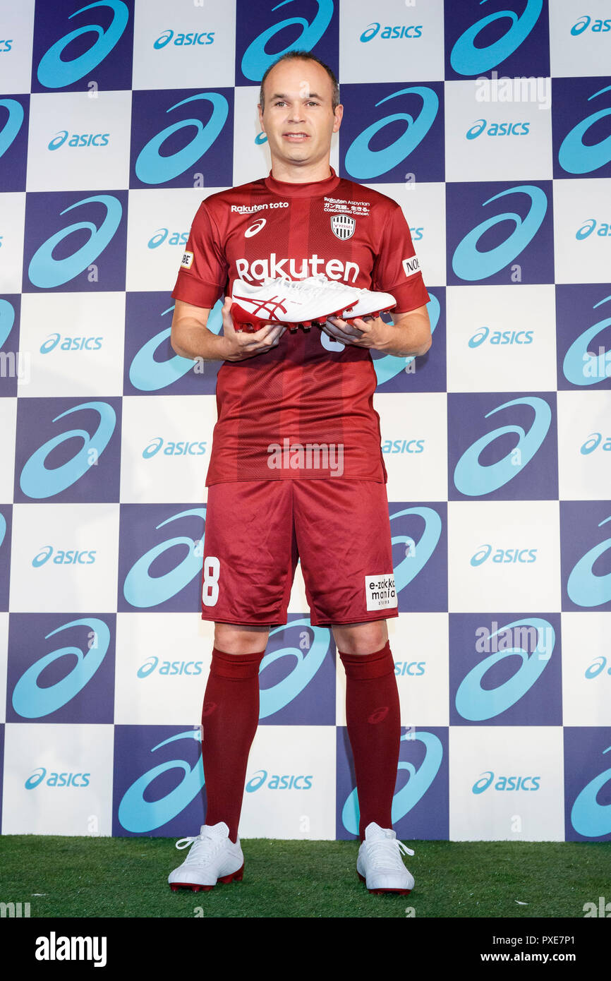 Andres Iniesta of Vissel Kobe poses for the cameras during a news ...