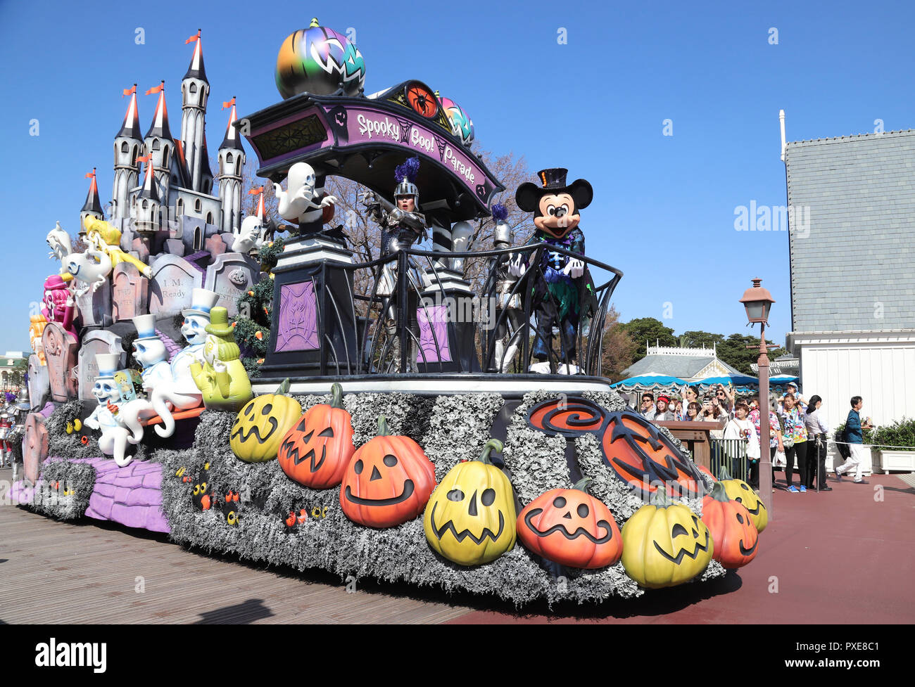 October 22, 2018, Urayasu, Japan - Disney character Mickey Mouse greets ...