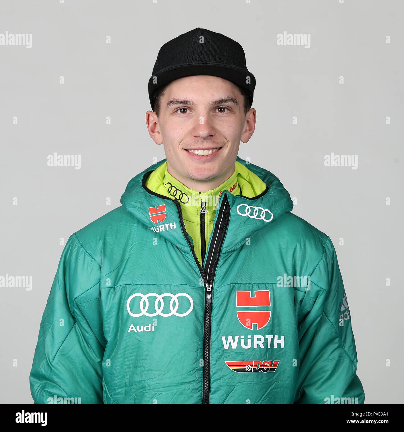 Justin MOCZARSKI, single image, single motif, portrait, portraits ...