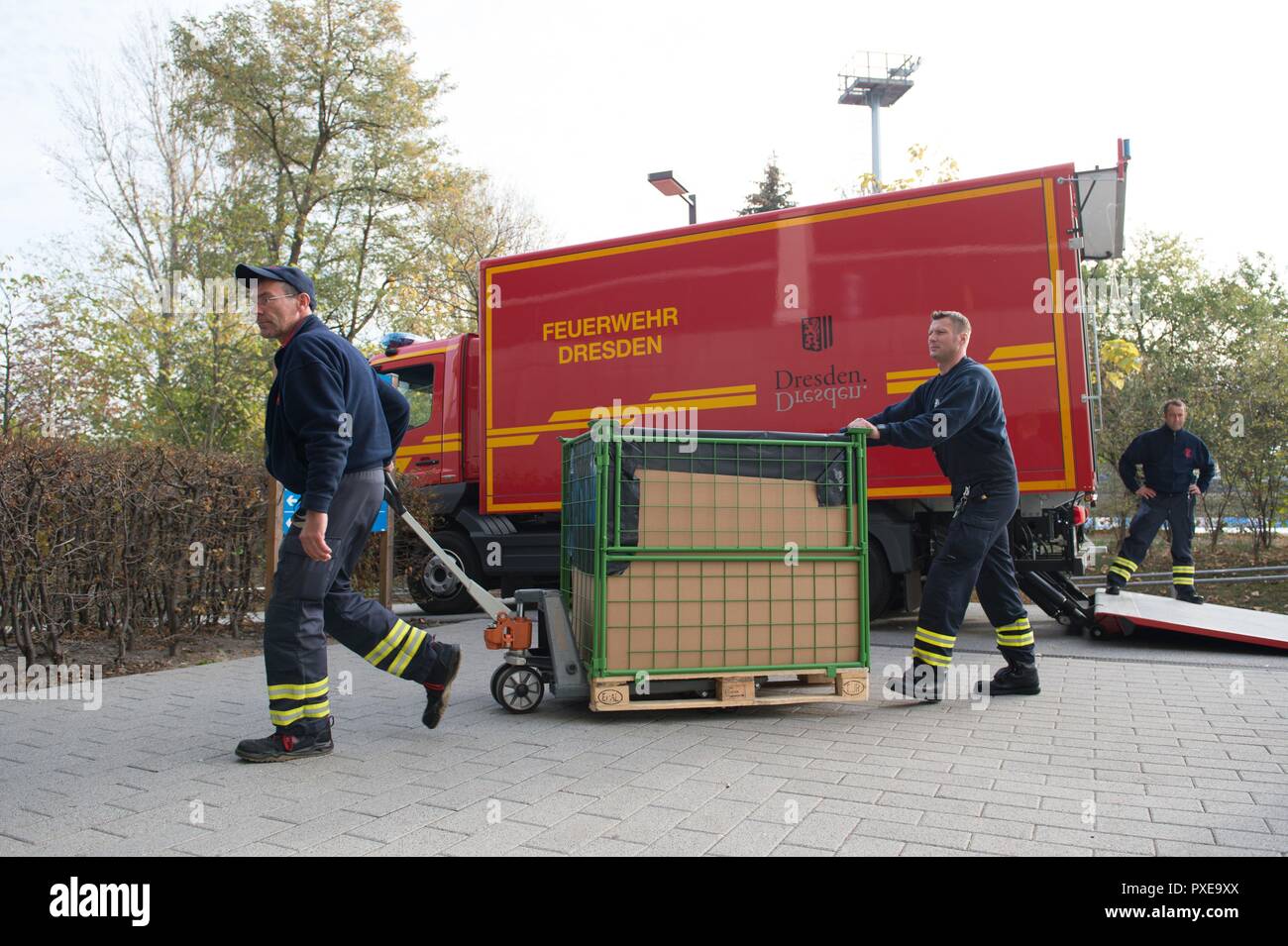 Bomb lift hi-res stock photography and images - Alamy