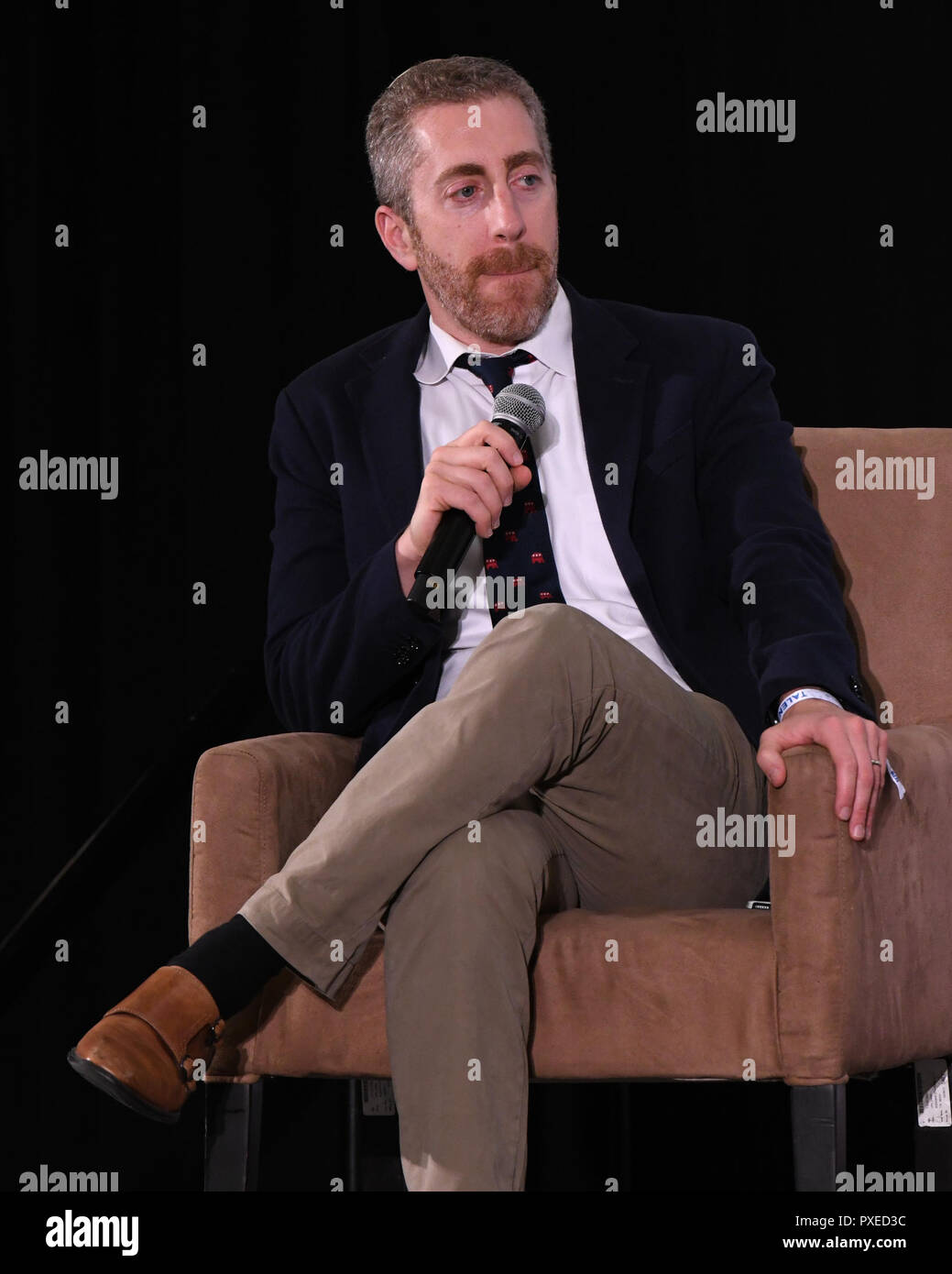 Los Angeles, USA. 21st Oct, 2018. Joel Pollak on stage at Politicon ...