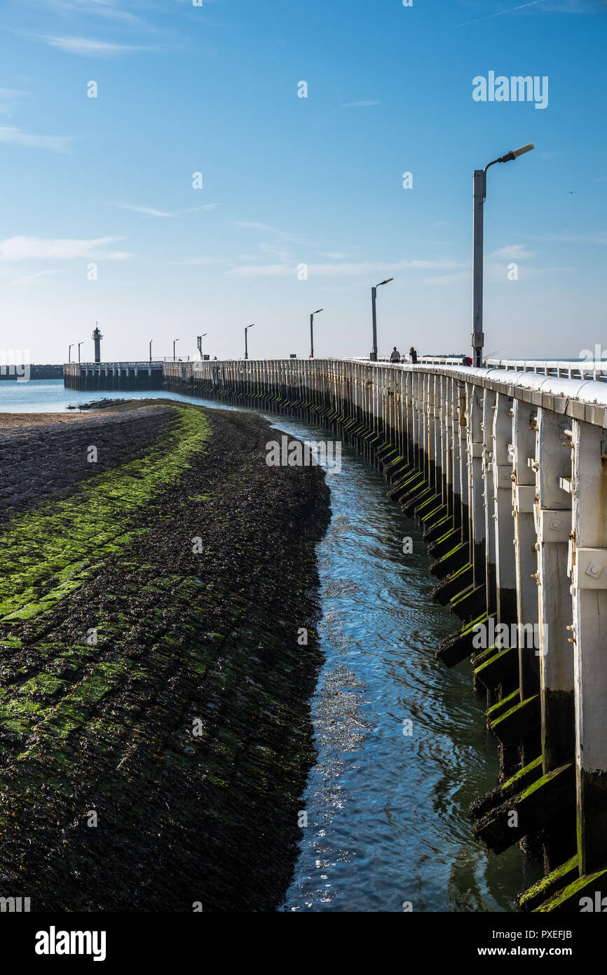 View on the old Pier of Ostend, known as 'Weststaketsel', on Sunday 2 ...