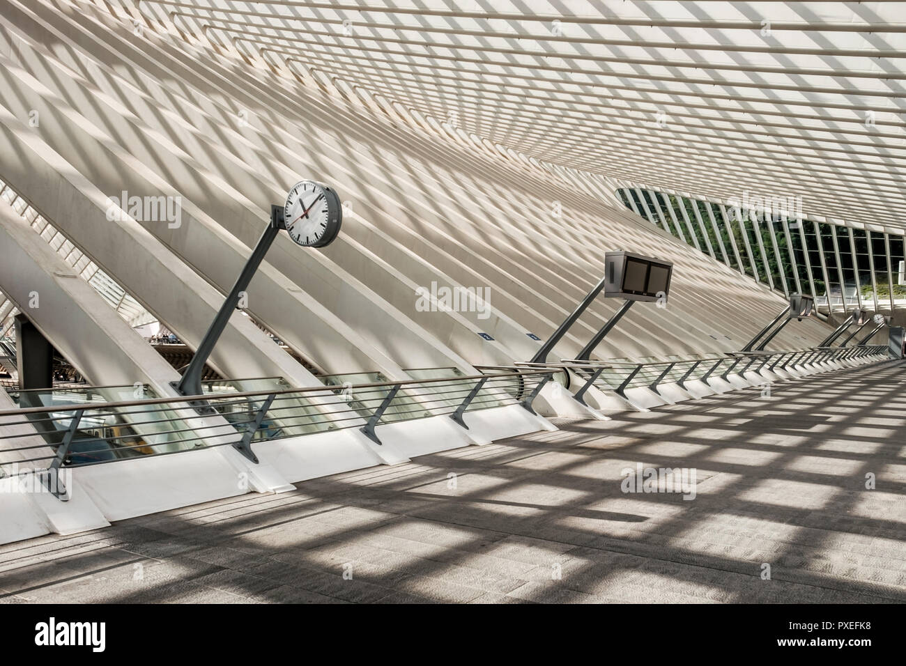 Liege clock hi-res stock photography and images - Alamy