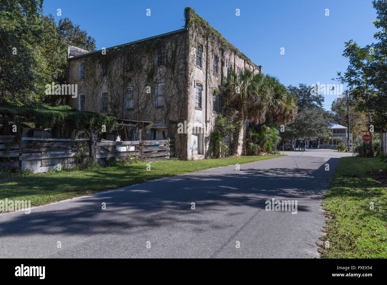 Old florida buildings hi-res stock photography and images - Alamy