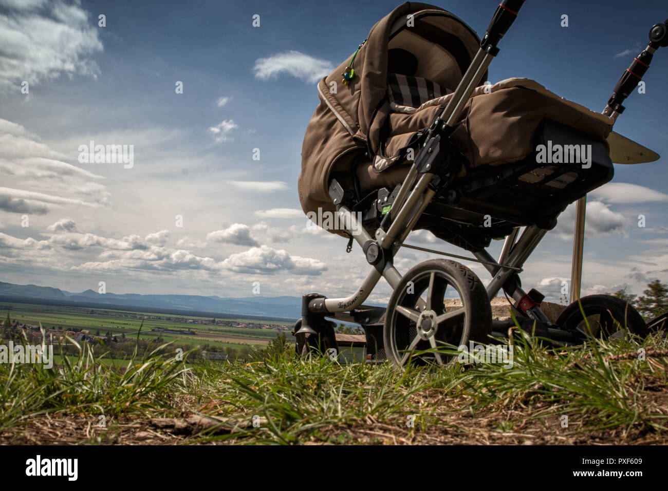 Baby carriage empty hi-res stock photography and images - Alamy