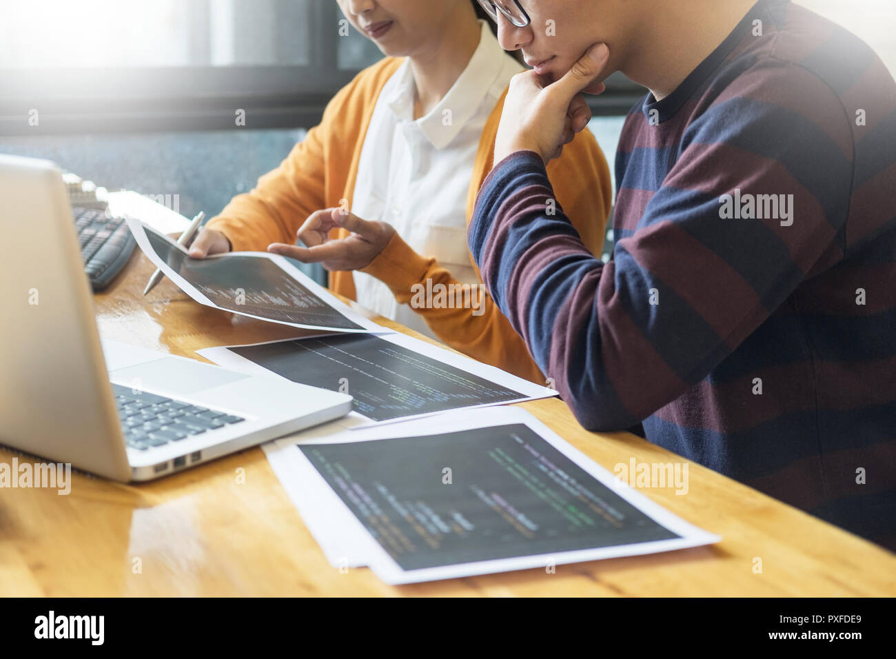 Compute programmer hi-res stock photography and images - Alamy