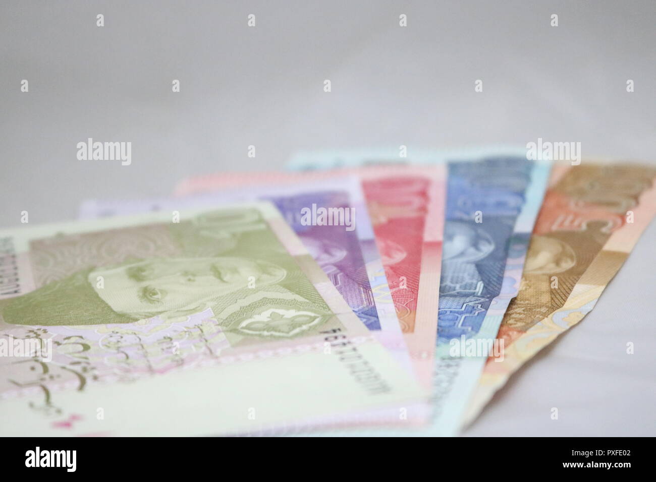 Pakistani rupee notes hi-res stock photography and images - Alamy