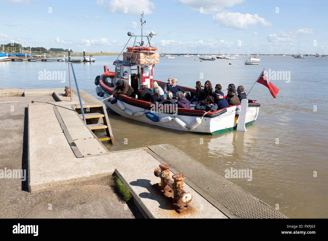 Orford quay estuary hi-res stock photography and images - Alamy