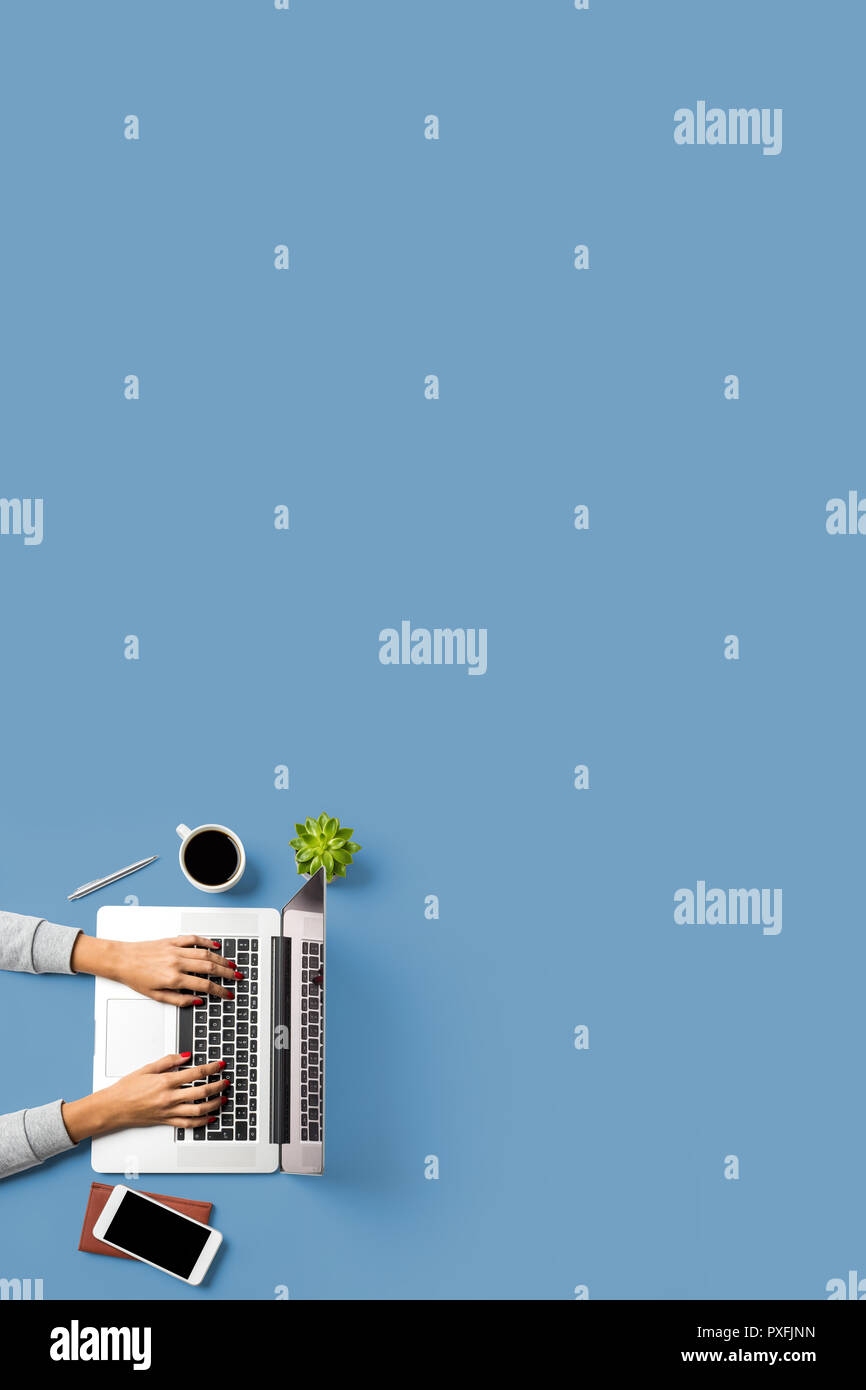 Using laptop desktop hi-res stock photography and images - Alamy