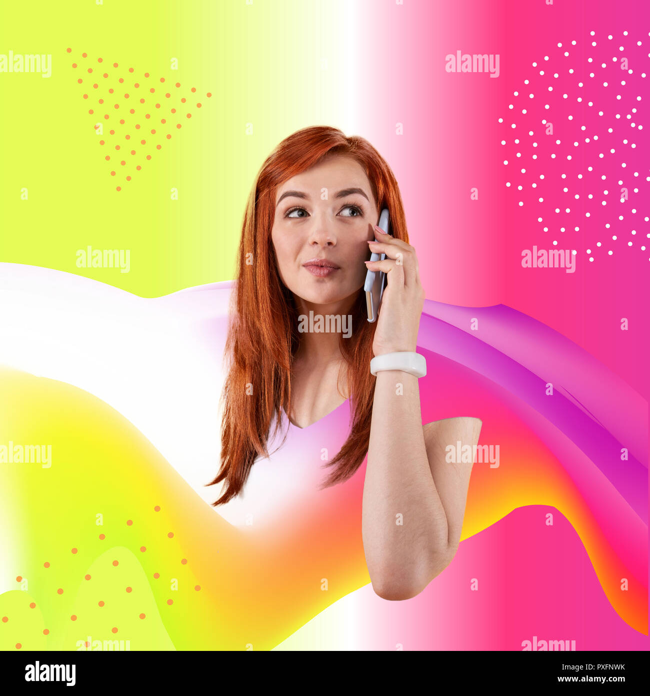 Pretty girl smiling and talking on the phone Stock Photo - Alamy