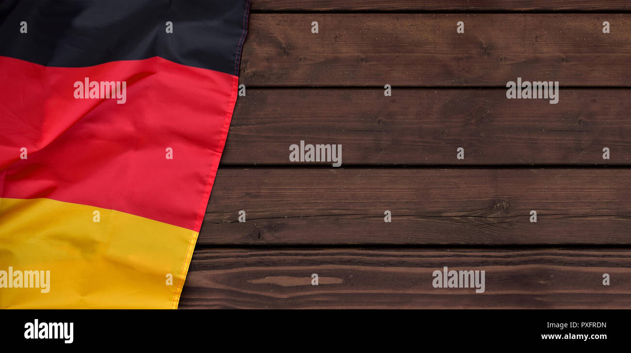 Red and gold flag hi-res stock photography and images - Alamy