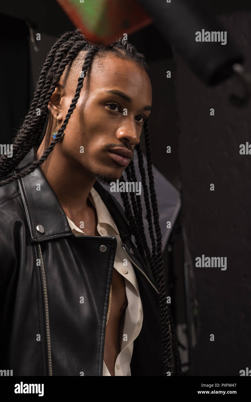 Fashion images of black model Stock Photo - Alamy