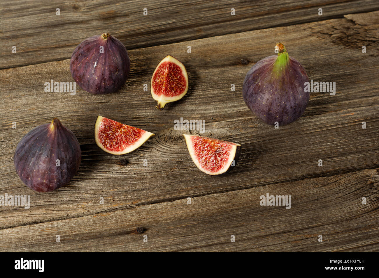 Group of figs hi-res stock photography and images - Alamy