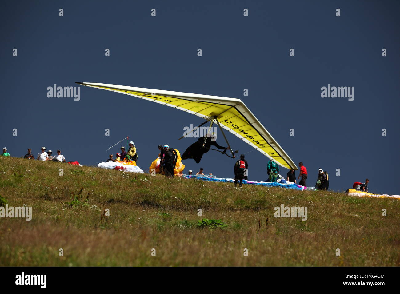 Gliding activities hi-res stock photography and images - Alamy