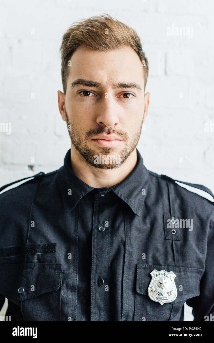 Portrait handsome caucasian police officer hi-res stock photography and ...