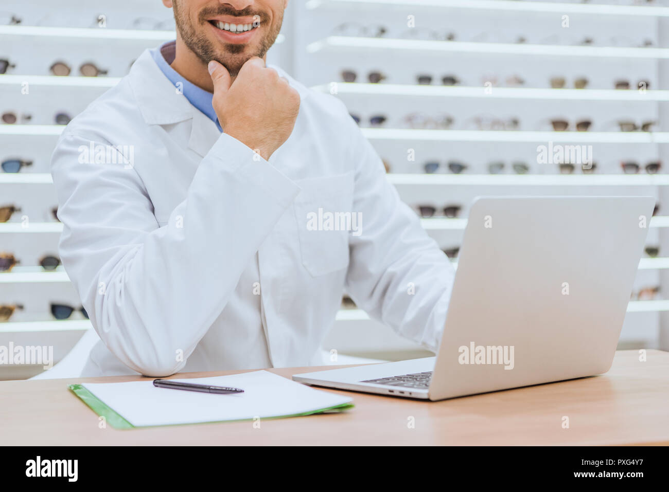 Ophthalmic table hi-res stock photography and images - Alamy