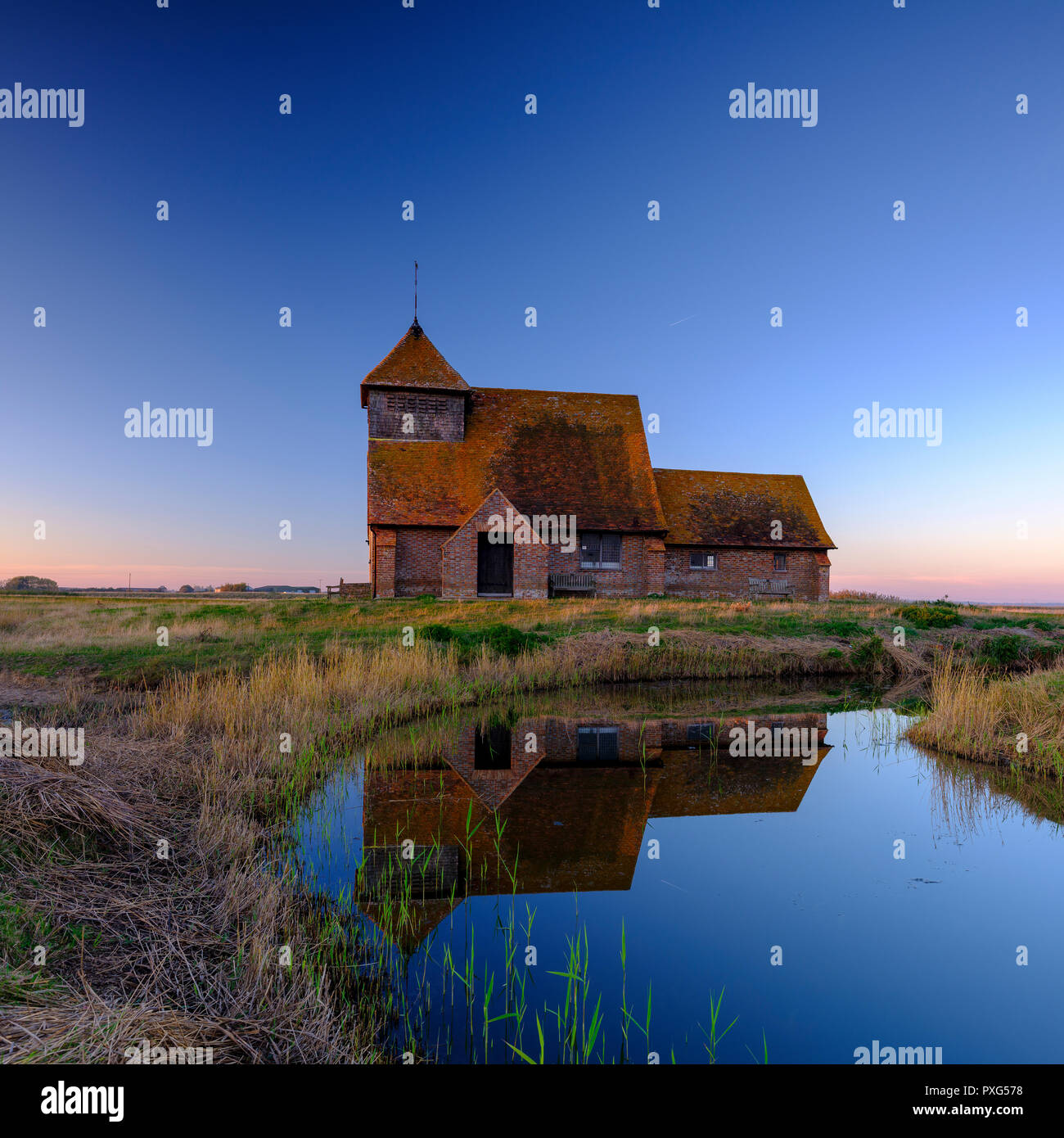Romney marsh house hi-res stock photography and images - Alamy