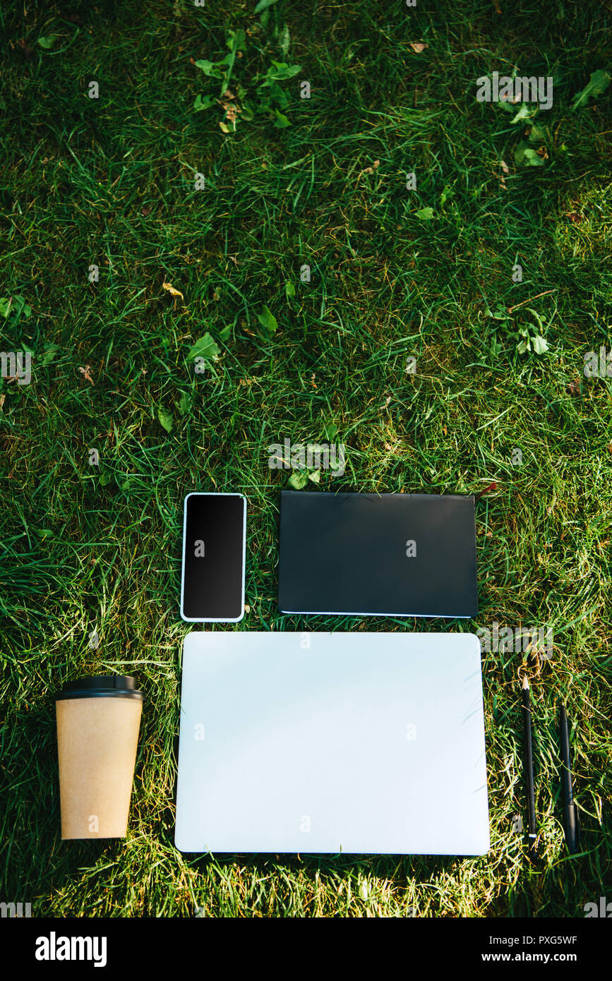 Flat lay elevated view of paper coffee cup hi-res stock photography and ...