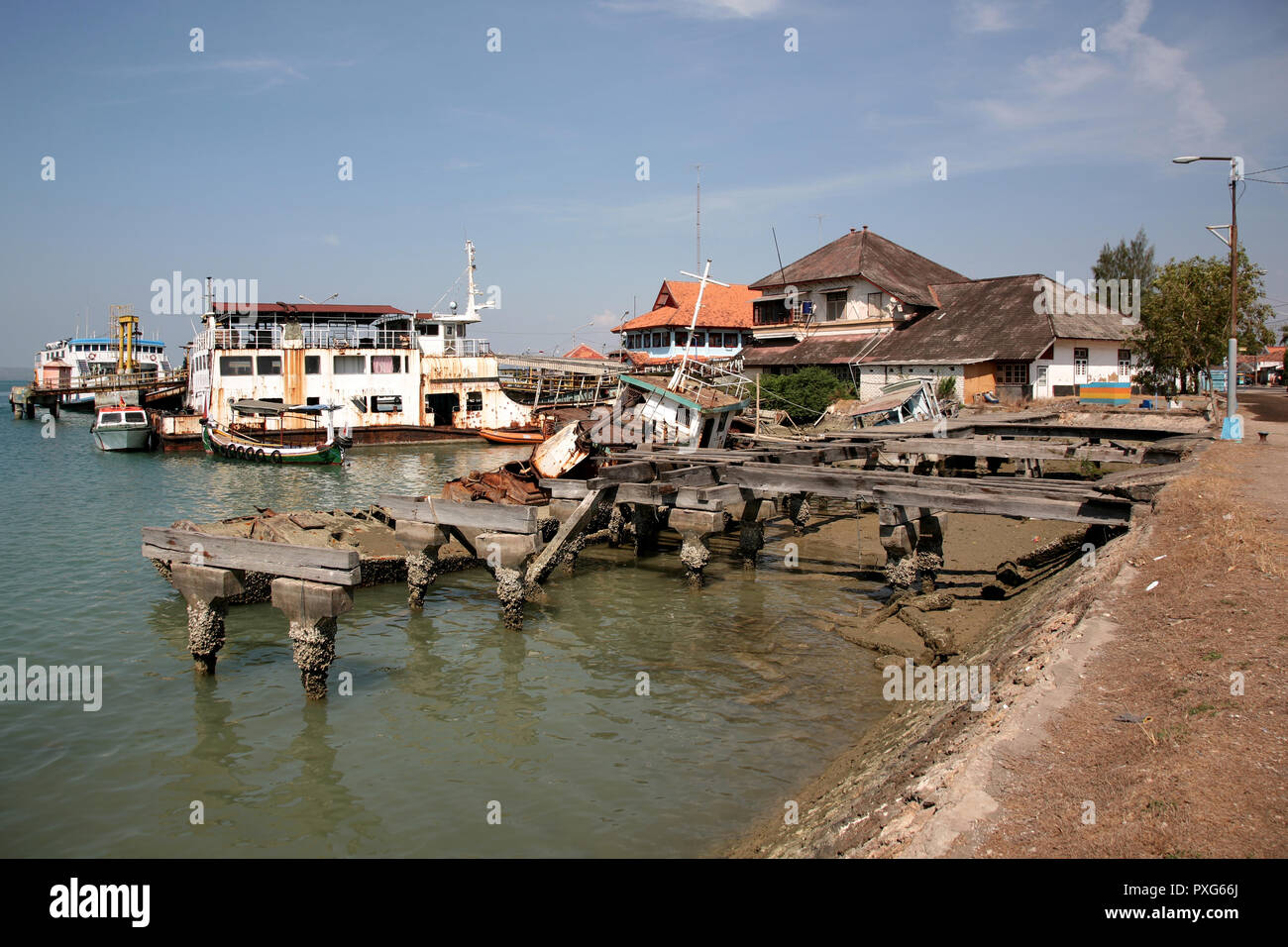 The Kalianget Port, which is located on Jalan Raya Pelabuhan No.1 ...