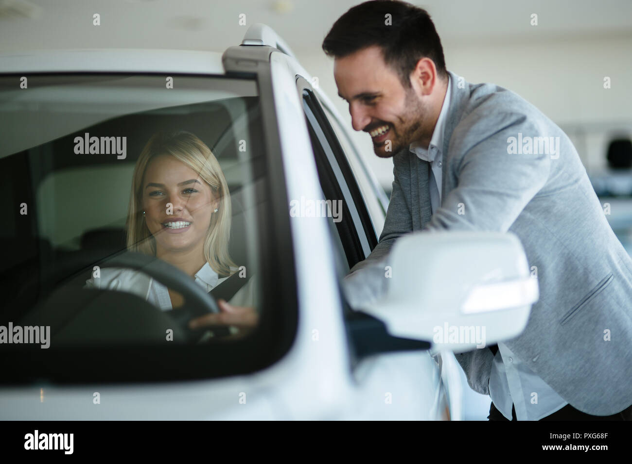Happy customer car hi-res stock photography and images - Alamy