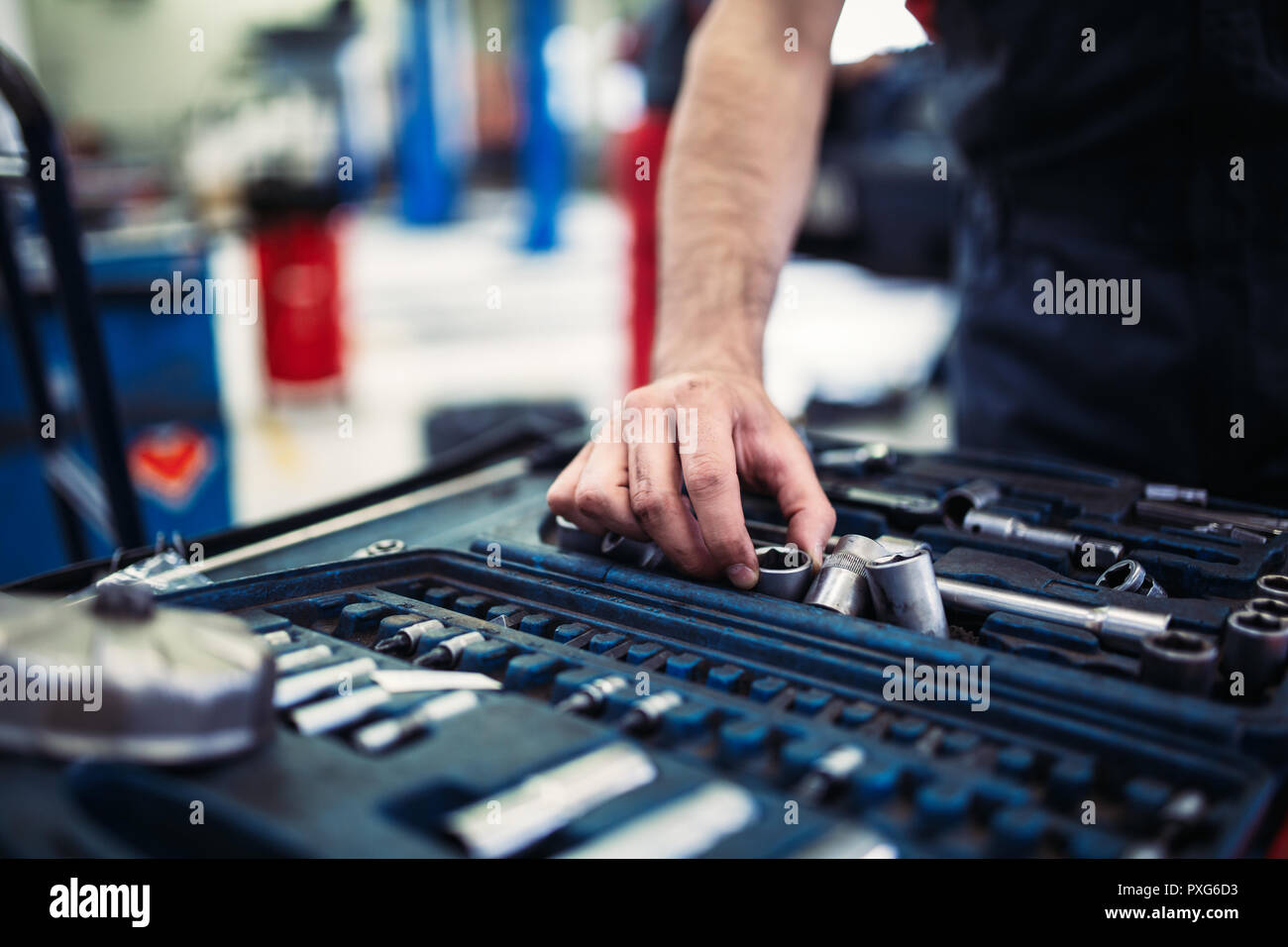 Car mechanics tool kit hi-res stock photography and images - Alamy