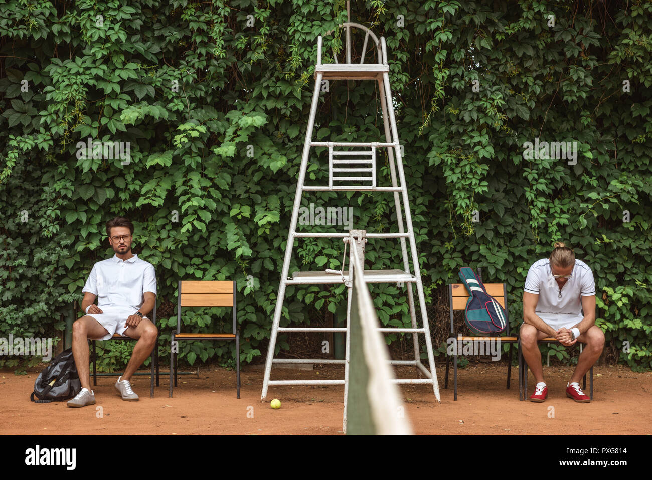 Tennis players chairs hi-res stock photography and images - Alamy
