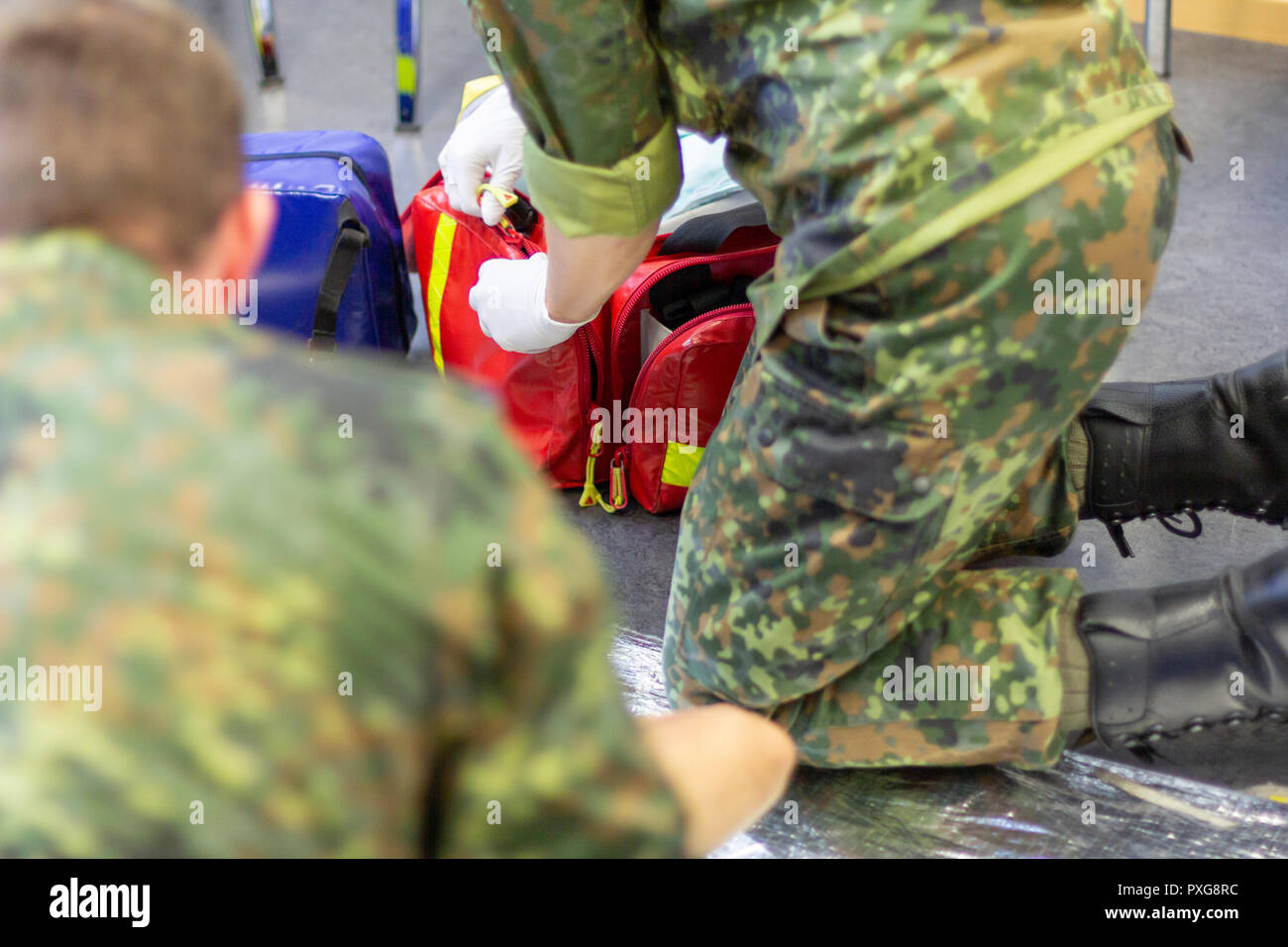 Professional army equipment hi-res stock photography and images - Alamy