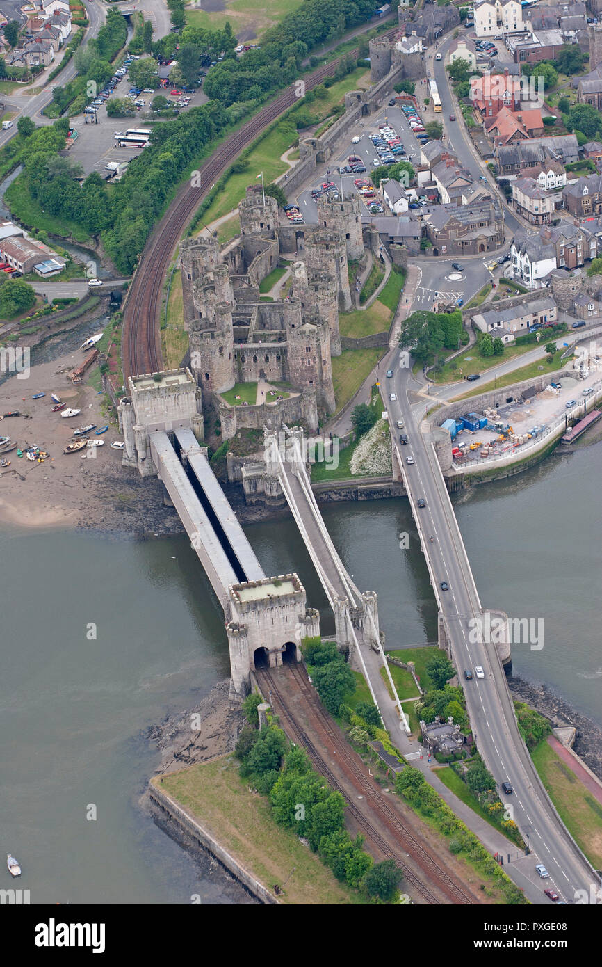 Conwy railway bridge hi-res stock photography and images - Alamy