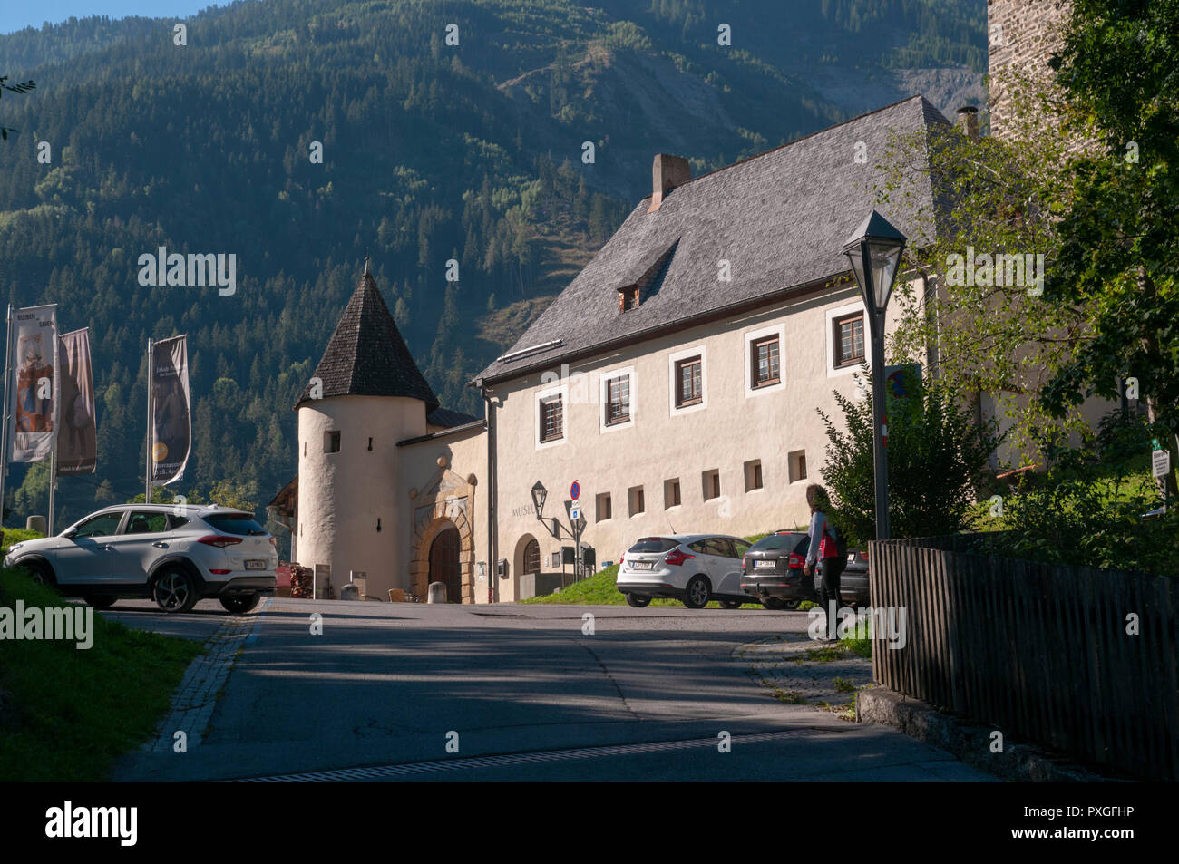 Landeck schloss hi-res stock photography and images - Alamy