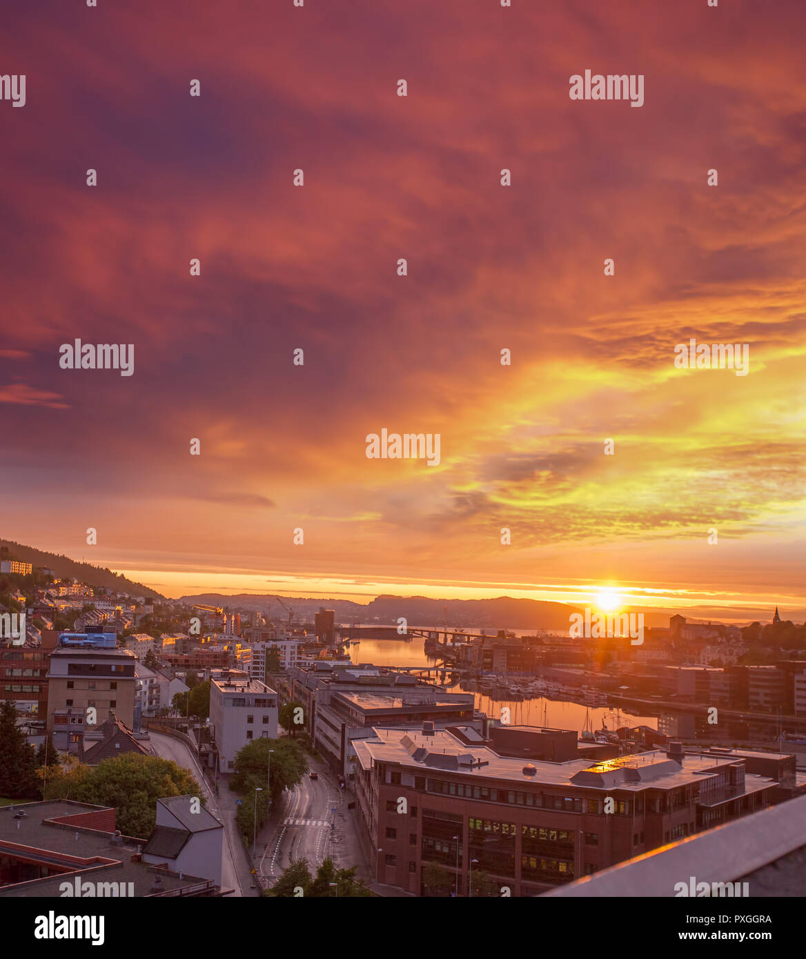 Bergen with colorful sunset in Norway, UNESCO World Heritage Site Stock ...