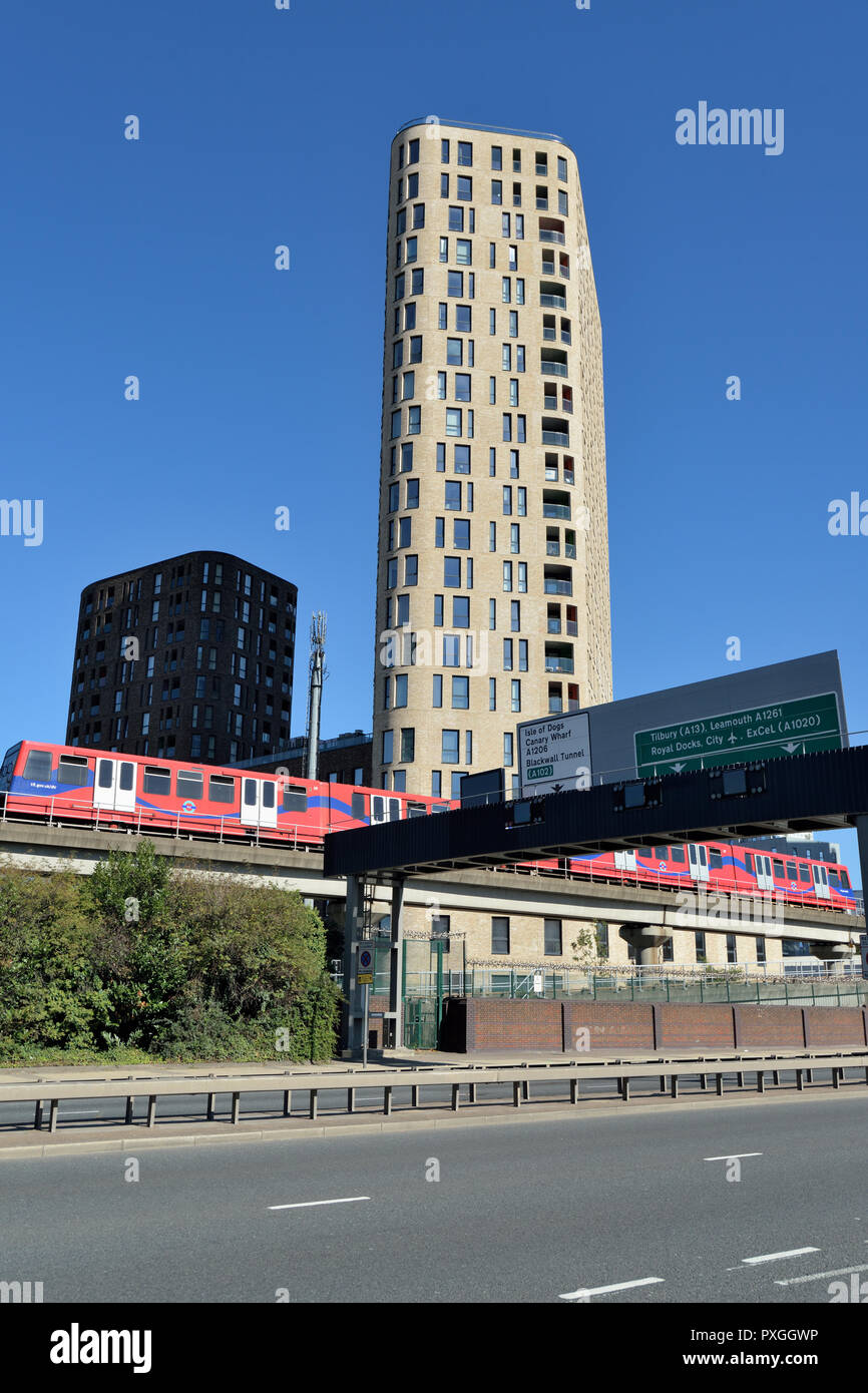 Elevated carriageway hi-res stock photography and images - Alamy