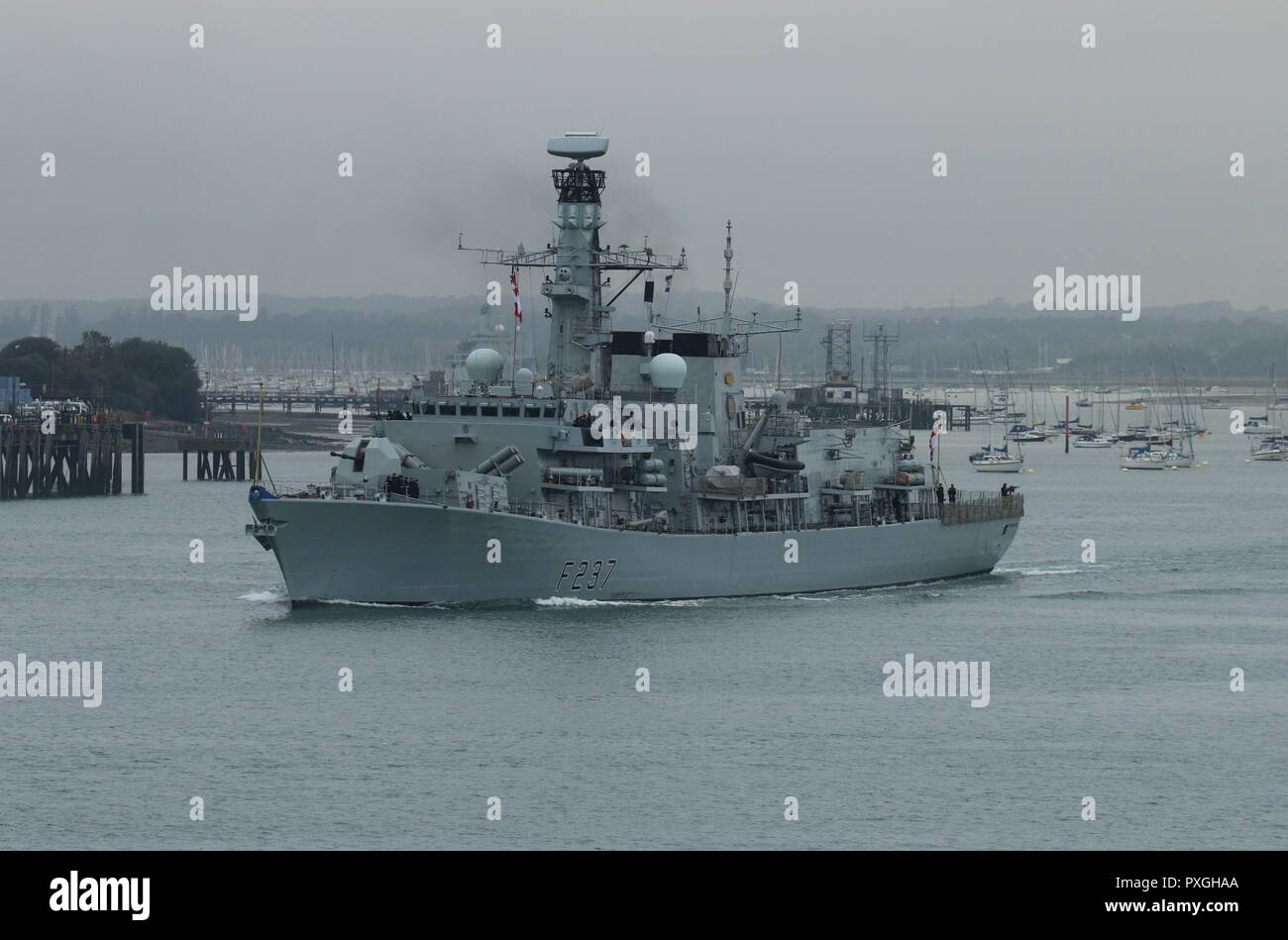 Trident class hi-res stock photography and images - Alamy