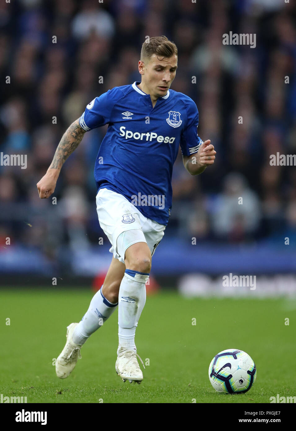 Everton's Lucas Digne Stock Photo - Alamy