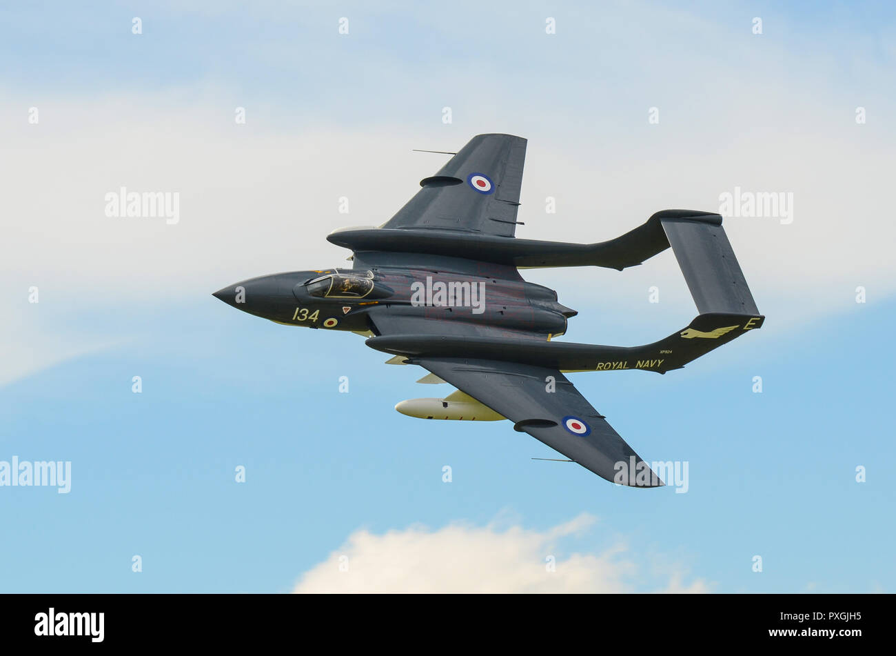 Twin boom aircraft hi-res stock photography and images - Alamy