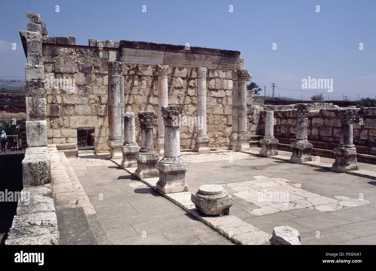 RUINAS DE LA SINAGOGA BLANCA CONSTRUIDA EN LOS SIGLOS III Y IV ...
