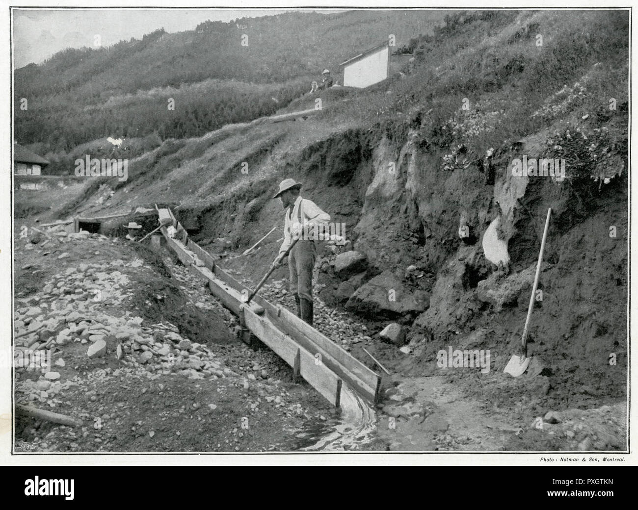 Gold washing hi-res stock photography and images - Alamy